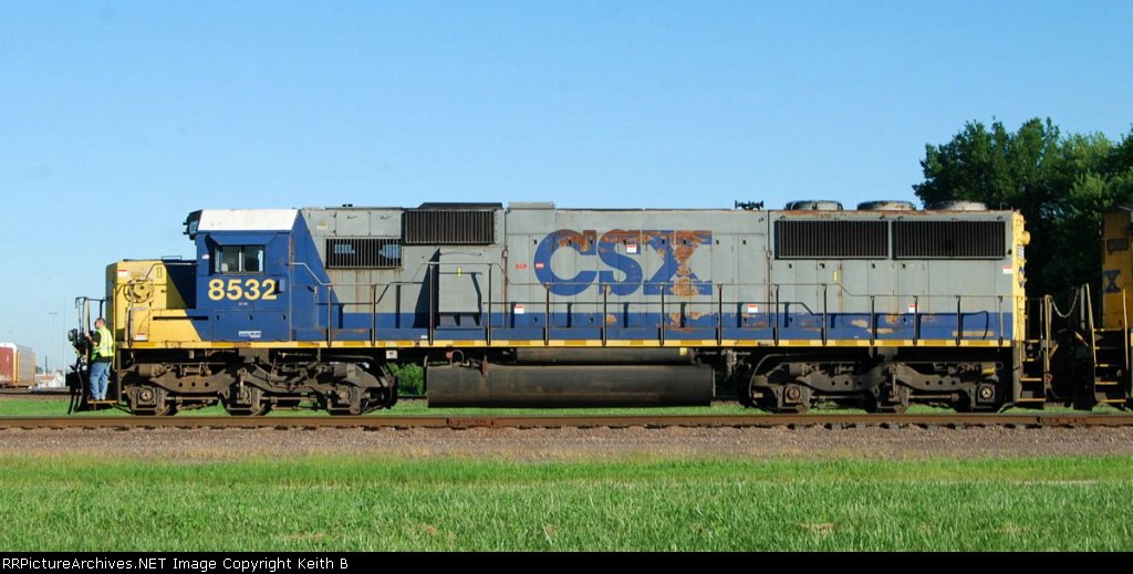 CSX 8532